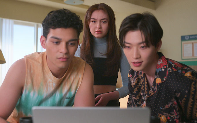 XO, Kitty Cast, News, Videos and more