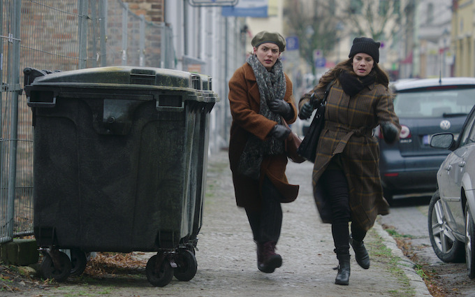 Inventing Anna Cast, News, Videos and more