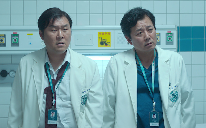 The Trauma Code: Heroes on Call Cast, News, Videos and more