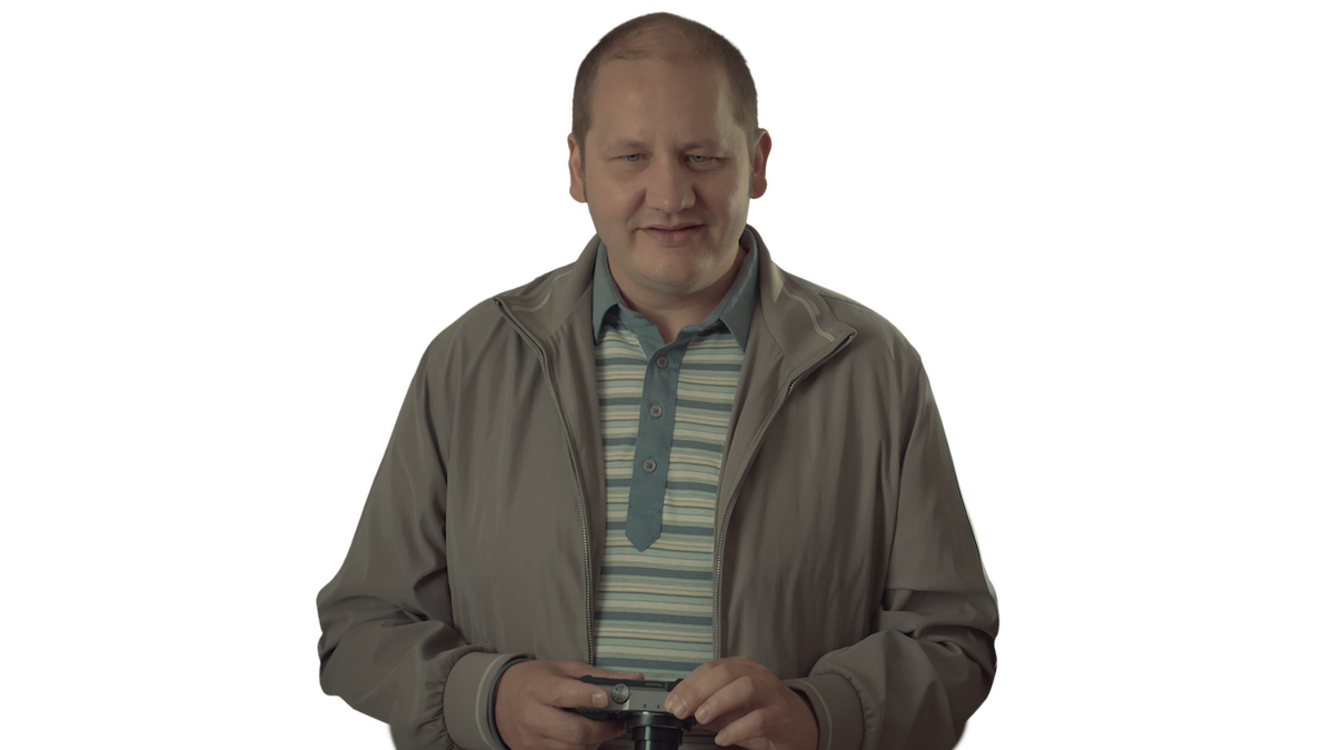 After Life Cast - Netflix Tudum